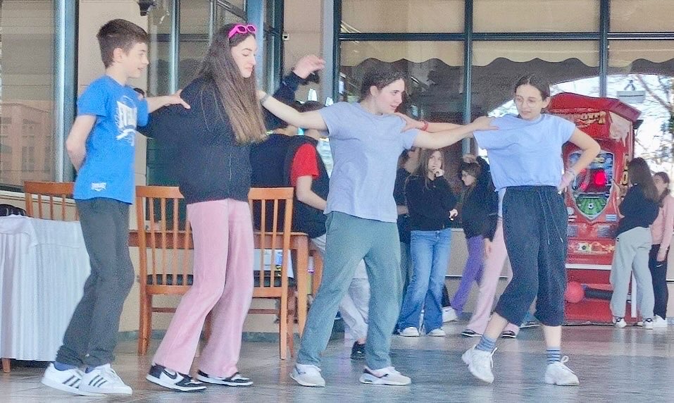 ΕΠΙΣΚΕΨΗ ΤΟΥ ΓΥΜΝΑΣΙΟΥ ΤΟΥ ΕΛΛΗΝΙΚΟΥ ΚΟΛΛΕΓΙΟΥ ΘΕΣΣΑΛΟΝΙΚΗΣ ΣΤΗ ΛΙΜΝΗ ...